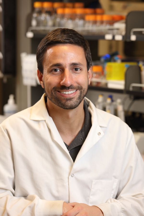 People – Caliari Lab